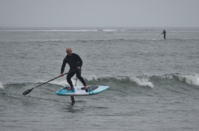 SUP foiling vs SUP surfing. | FRESHWATER BAY PADDLEBOARD COMPANY